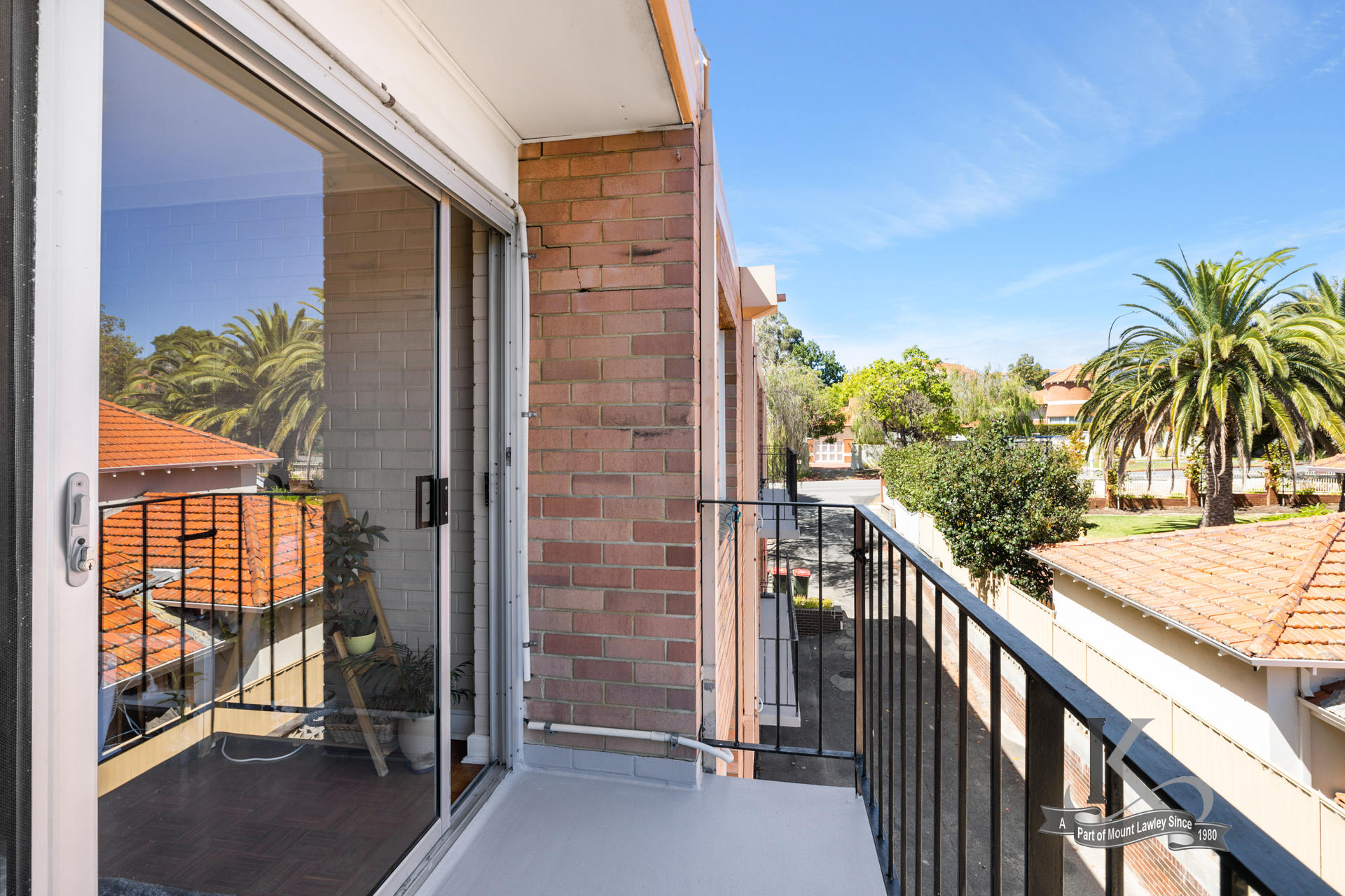 12/15 Longroyd Street MOUNT LAWLEY WA 6050 – Irving & Keenan